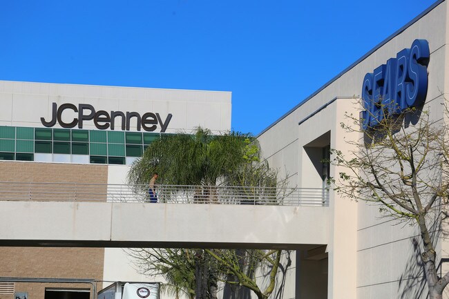 Townhomes for Rent in the 91306 ZIP Code of Winnetka, CA