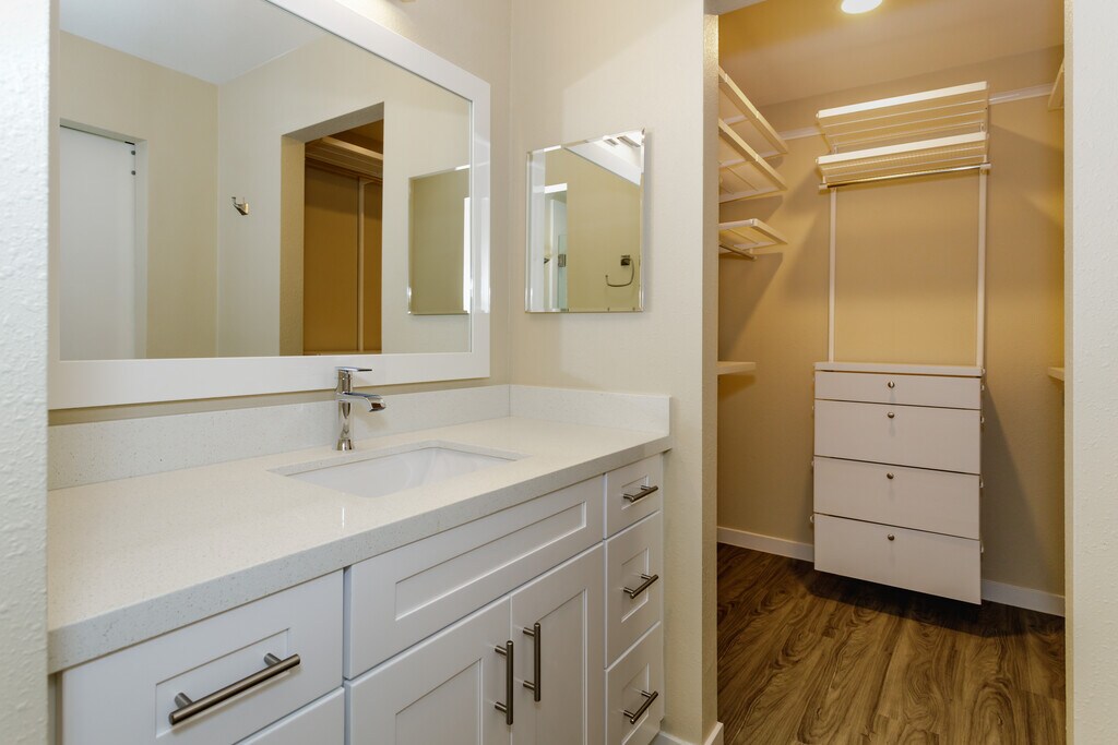 American River Commons Apartments in Sacramento, CA ...