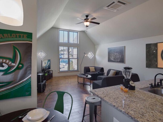 Arcadia Apartments | Charlotte, NC Apartments For Rent