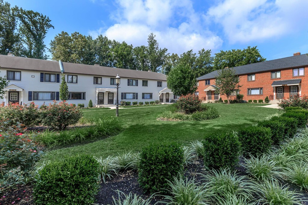 Drexelbrook Apartments | Drexel Hill, PA Apartments