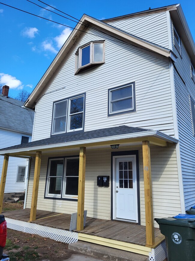 48 Reynolds Street Ext | Rentals in Norwich, CT