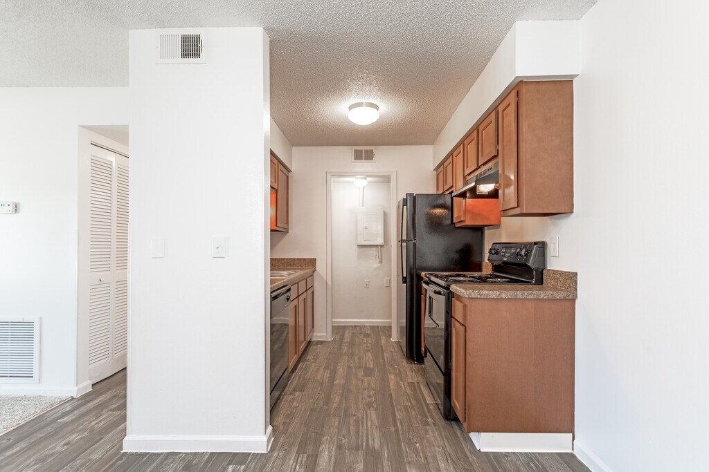 Citrus Meadows Apartment Homes in Bradenton, FL | ApartmentHomeLiving.com