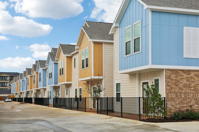 5701 Spring Stuebner Rd Apartments and Nearby Spring Apartments For ...