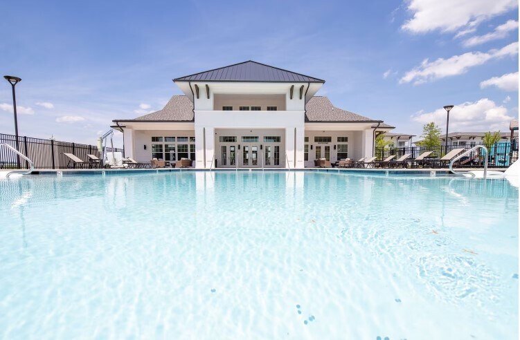 Monrovia Flats Apartments in Huntsville, AL | ApartmentHomeLiving.com