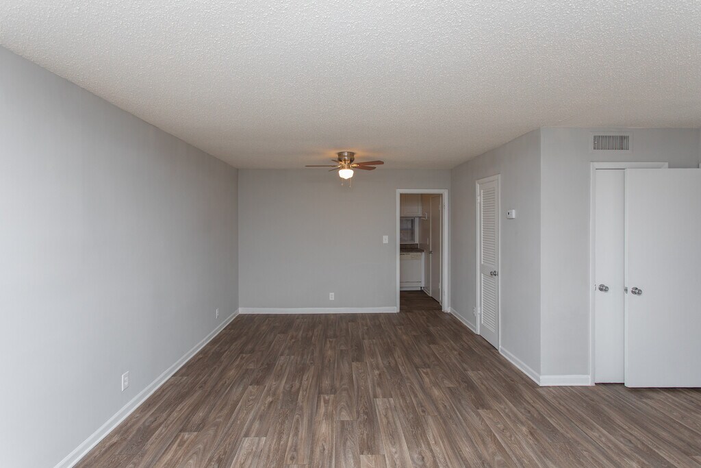 Candler Village | Decatur, GA Apartments