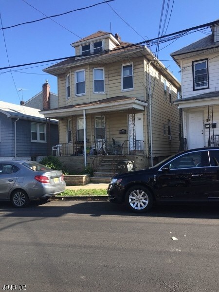 738 Edgar Rd | Rentals in Elizabeth, NJ