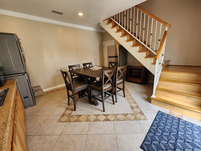 4076 Alla Rd | Rentals in Los Angeles, CA