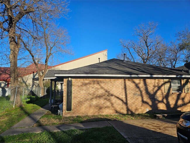 3006 Wayne St | Rentals in Houston, TX