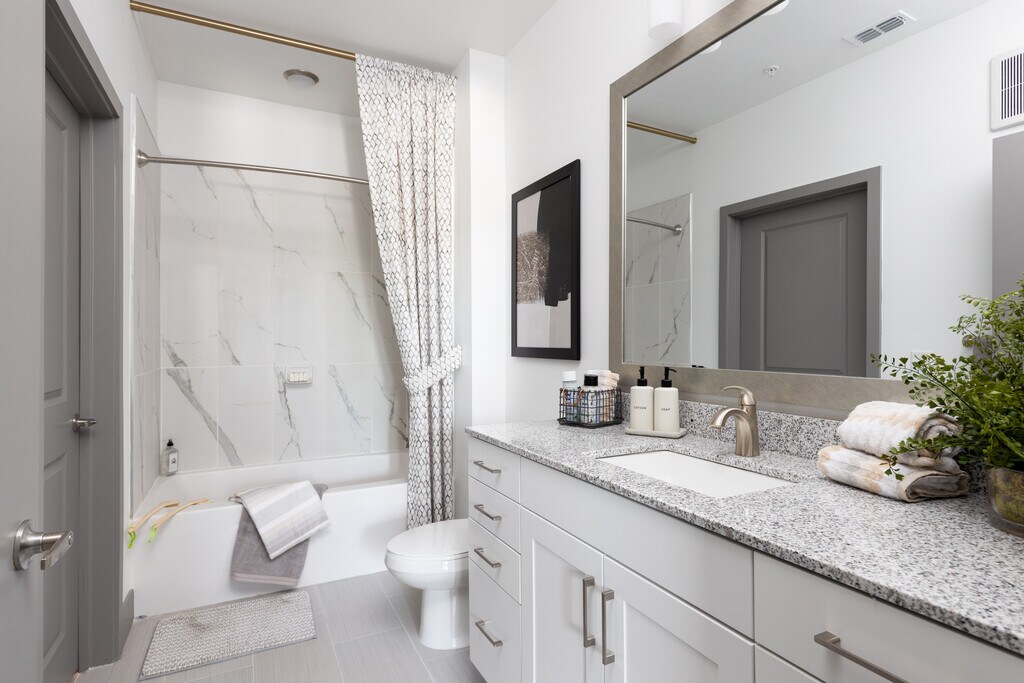 The Addison Lake Bryan Apartments | Orlando, FL Apartments