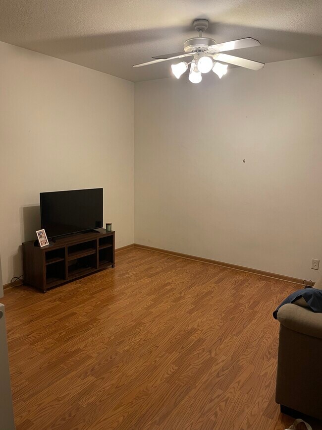 3801 Lincoln Way | Rentals in Ames, IA