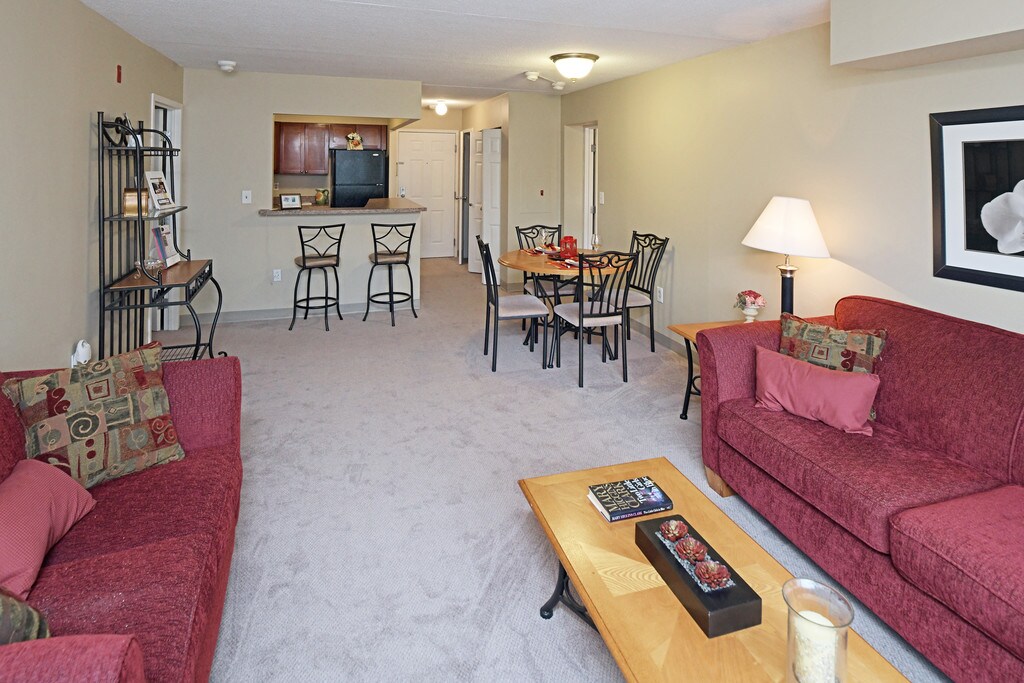 Plantation Towers Apartments in Worcester, MA | ApartmentHomeLiving.com