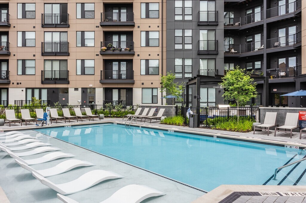 Arsenal 201 Apartments in Pittsburgh, PA | ApartmentHomeLiving.com