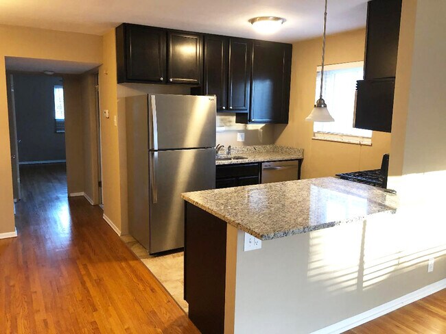 759 Chamberlain Pl | Rentals in Webster Groves, MO