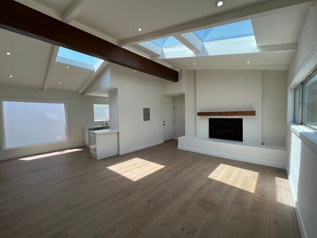 40 30th Ave | Rentals in Venice, CA