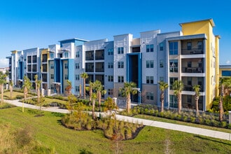 Addison Square Apartments in Viera, FL | ApartmentHomeLiving.com
