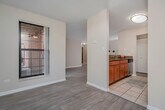 Clover Ridge East Apartments in Palatine, IL | ApartmentHomeLiving.com