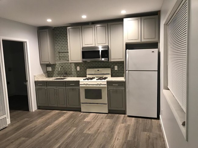900 W 3rd St | Rentals in Los Angeles, CA