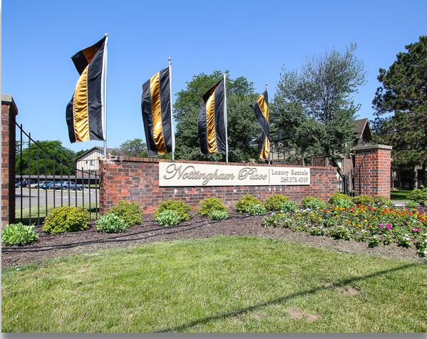 Nottingham Place Apartments in Kalamazoo, MI | ApartmentHomeLiving.com