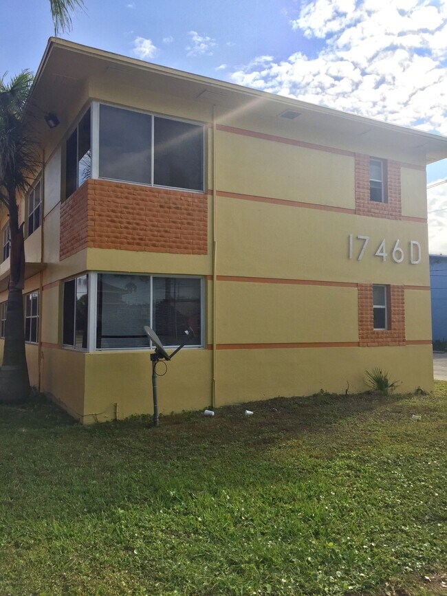 1746 6th St S | Rentals in St. Petersburg, FL