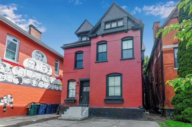 46 Allen St | Rentals in Buffalo, NY