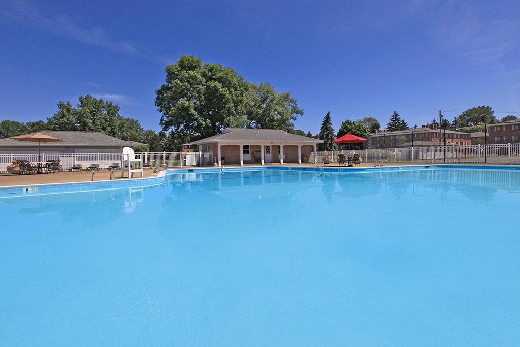 Greece Commons | Greece, NY Apartments