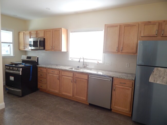 91 Grant Ave | Rentals in Medford, MA