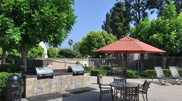 Rose Pointe Apartments in Fullerton, CA | ApartmentHomeLiving.com