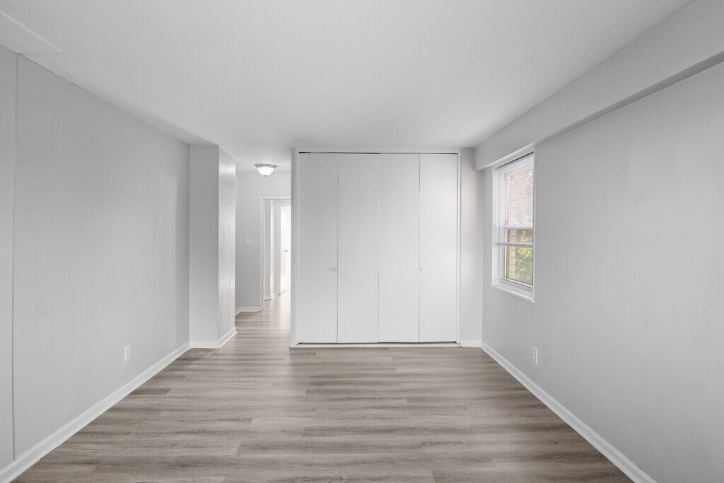 Addison Towers Apartments in Newark, NJ | ApartmentHomeLiving.com