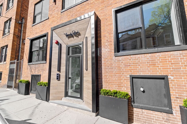25 Reed St | Rentals in Jersey City, NJ