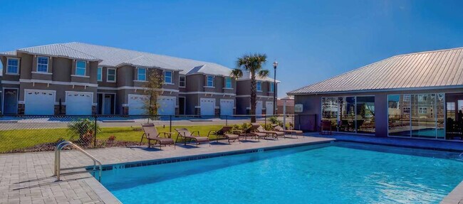 Champion Townhomes | Davenport, FL Apartments