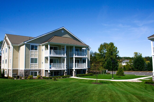 The Glen at Sugar Hill Apartments in Brunswick, NY ...