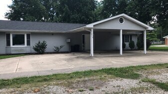 4+ Bedroom Raymond Homes for Rent - Raymond, IL
