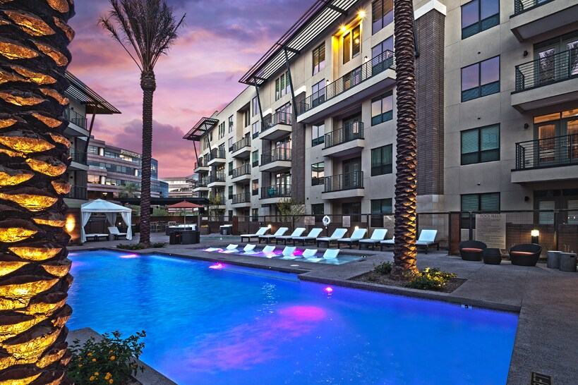 Moderne Apartments in Scottsdale, AZ | ApartmentHomeLiving.com