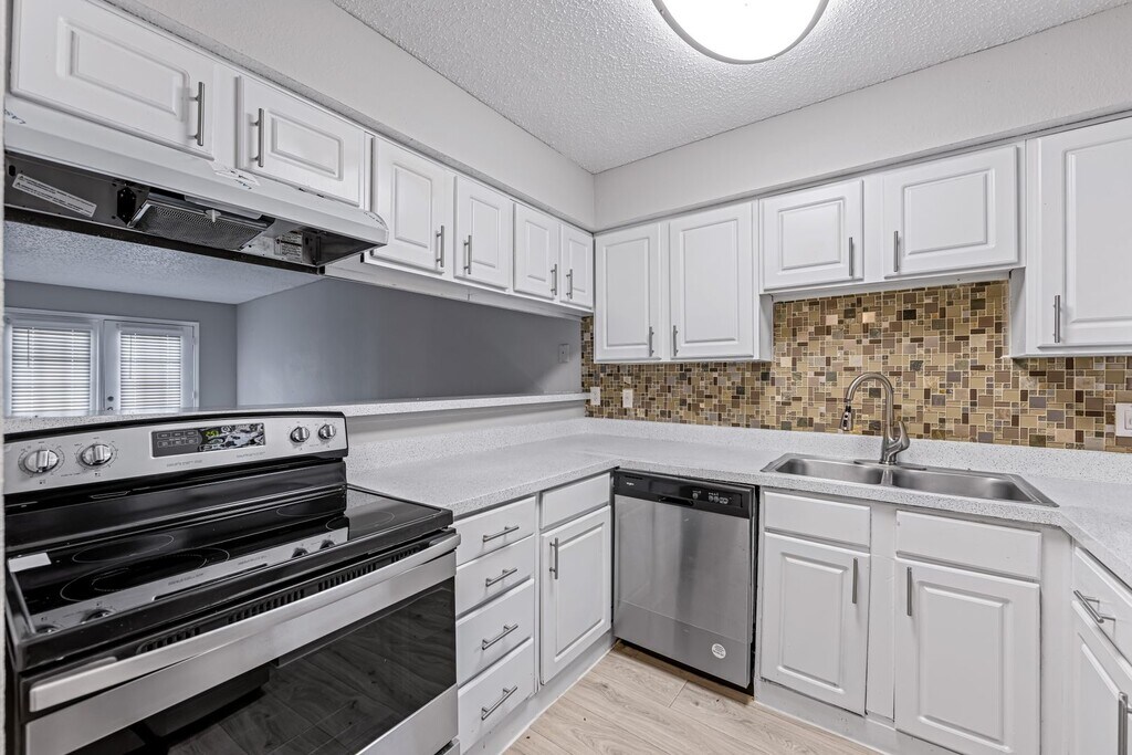 The Landry Apartments | Arlington, TX Apartments For Rent