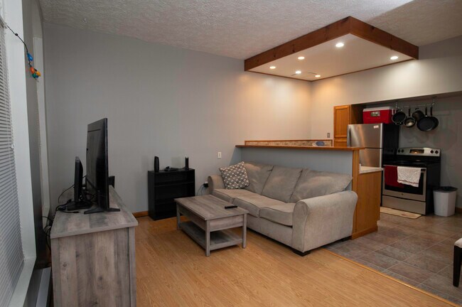 77 Fall St | Rentals in Seneca Falls, NY