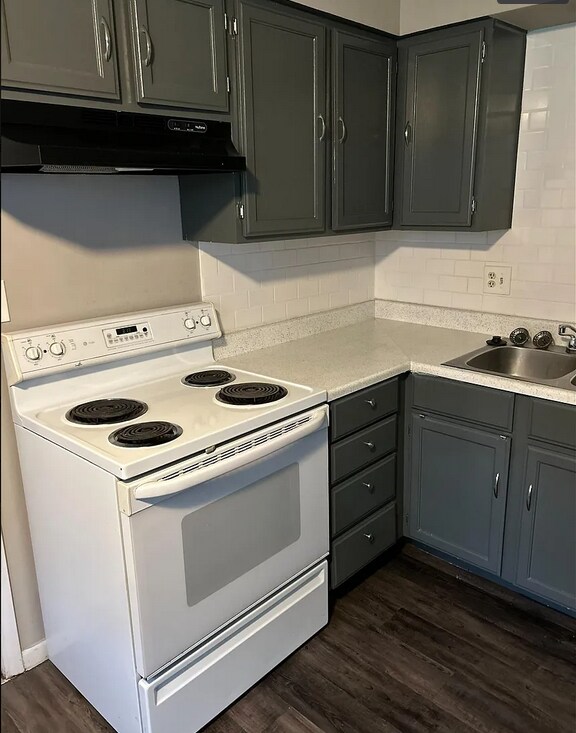 9217 E 54th Ter | Rentals in Raytown, MO