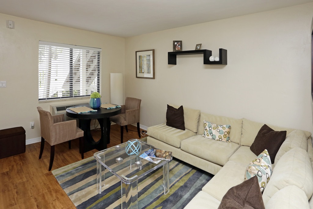 Naples 701 Apartments | Naples, FL Apartments For Rent
