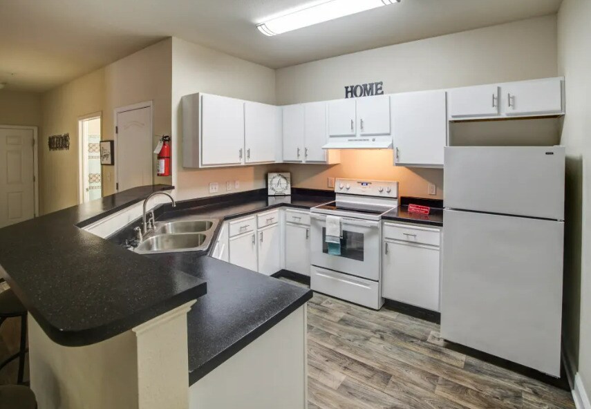Ashbury Square Apartments | Mebane, NC Apartments