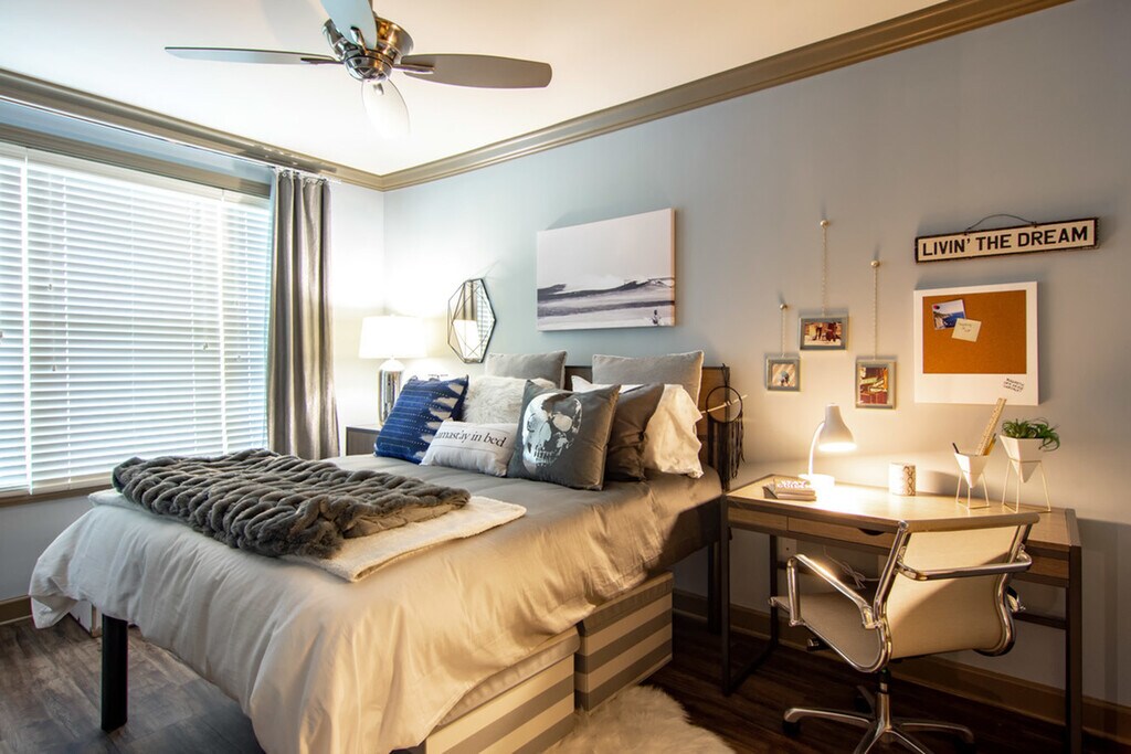 Emory Point | Atlanta, GA Apartments