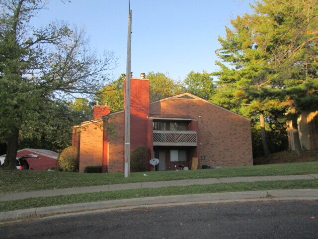 5734 Autumn Ridge Ct, Unit C | Rentals in Peoria, IL