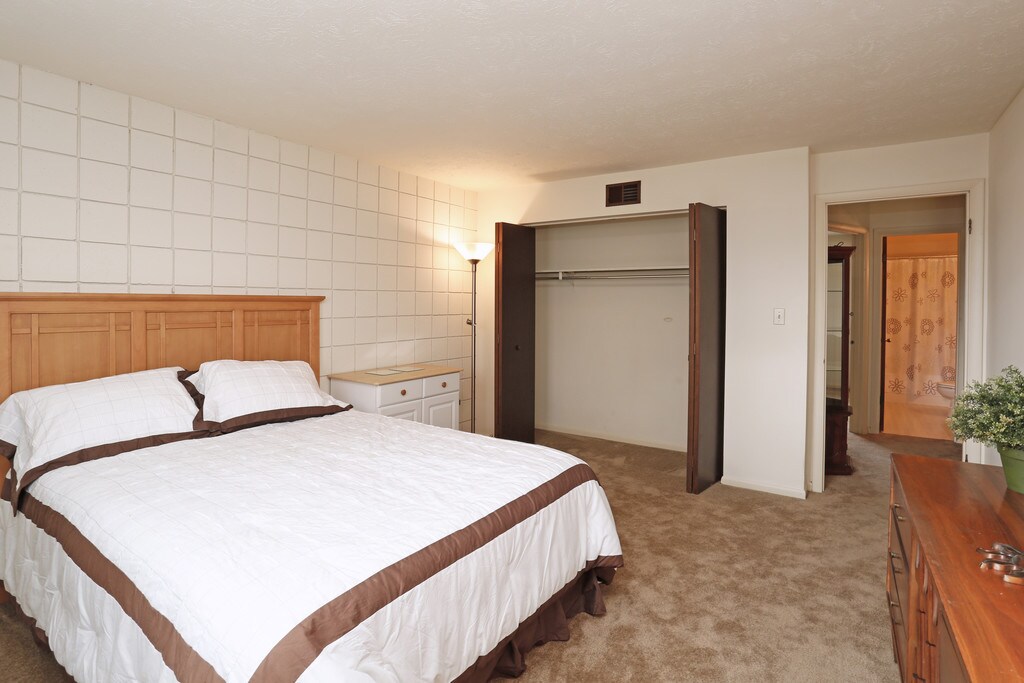 Shaler Highlands Apartments | Glenshaw, PA Apartments