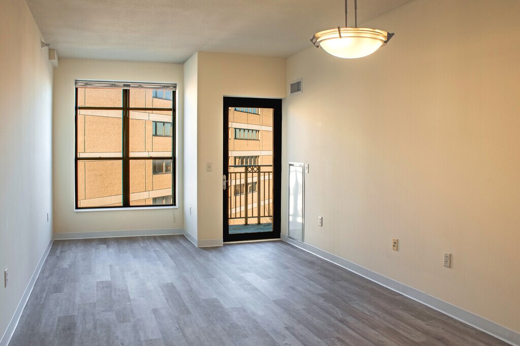 The Madison Mark Apartments in Madison, WI | ApartmentHomeLiving.com