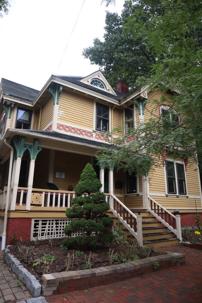 55 Princeton Ave | Rentals in Providence, RI