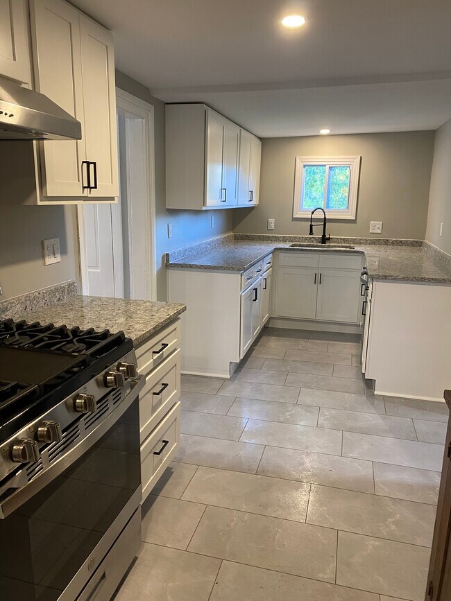 97 Ebenezer Dr | Rentals in West Seneca, NY