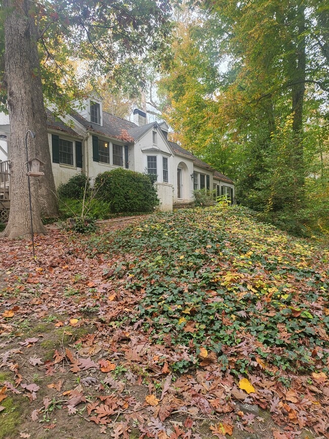 444 Burlington Rd NE | Rentals in Atlanta, GA