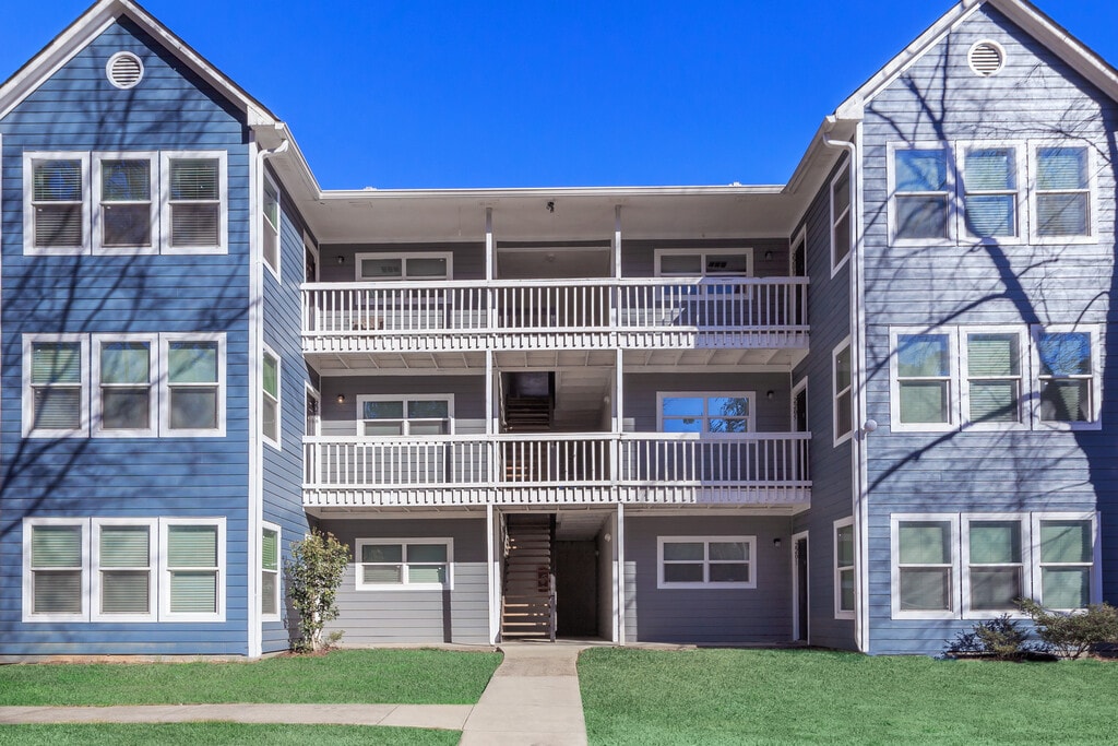 Fascinating The Park At Palatine Apartments Images