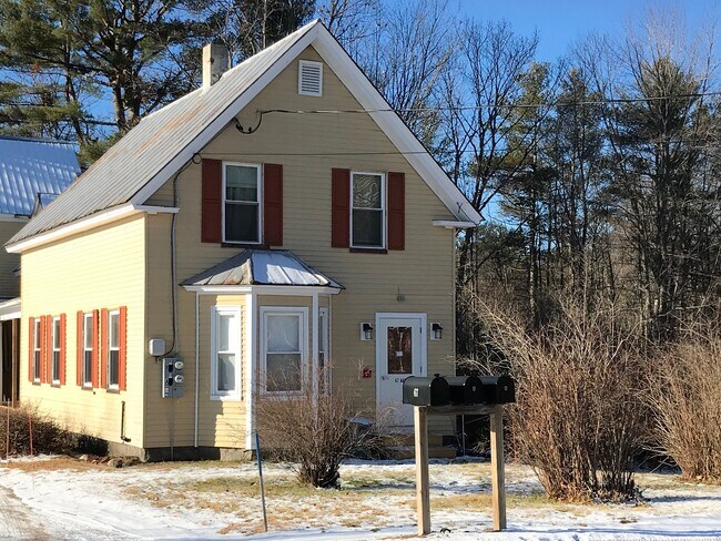 67 Main St | Rentals in Center Ossipee, NH
