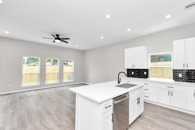 8305 Comal St, Unit A | Rentals in Houston, TX