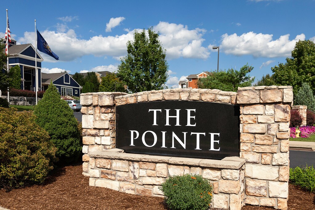 The Pointe at State College Apartments in State College, PA ...