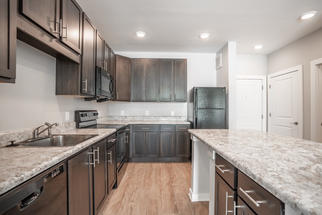 The Chadwick Apartments in Acworth, GA | ApartmentHomeLiving.com